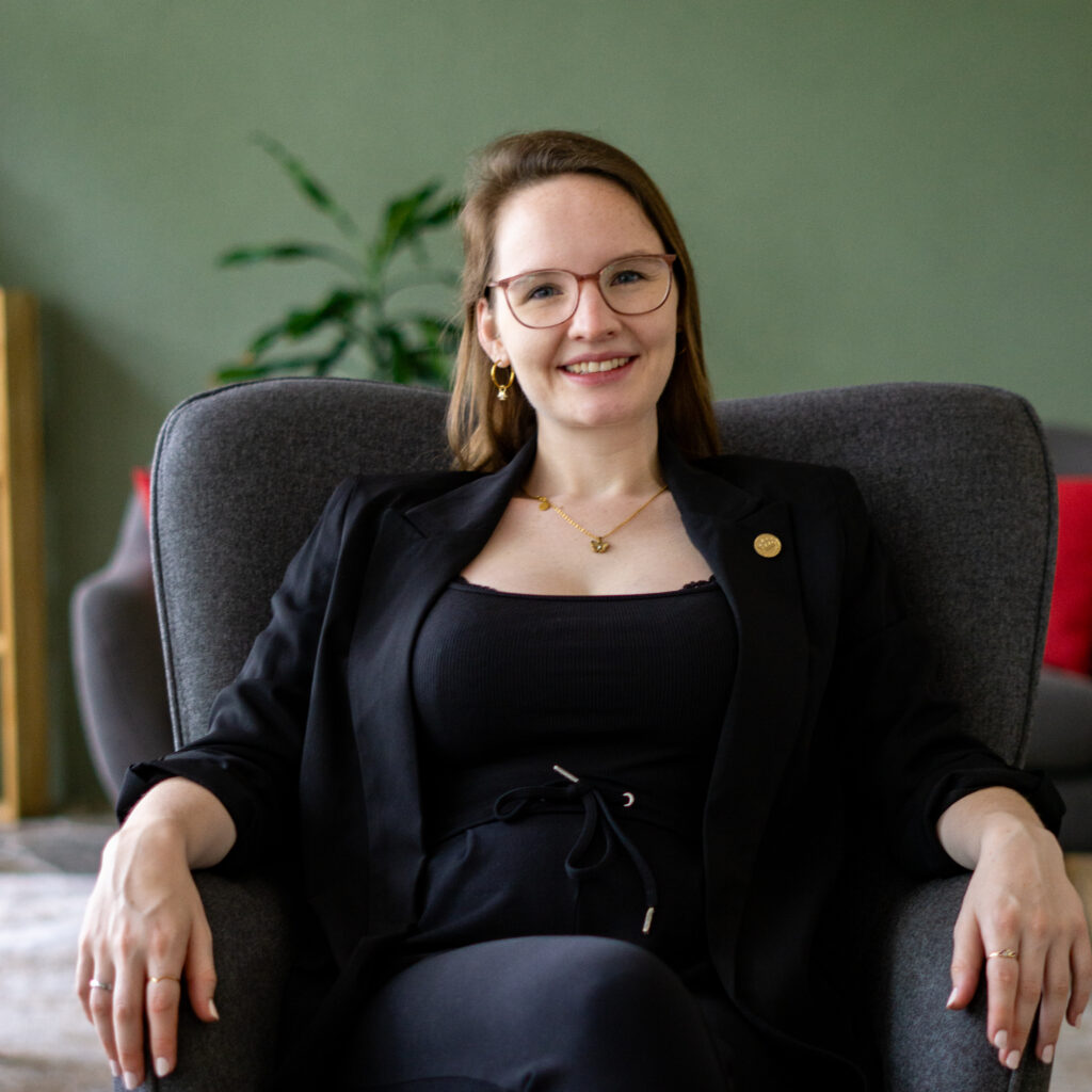 Social Media - Jacqueline Joy